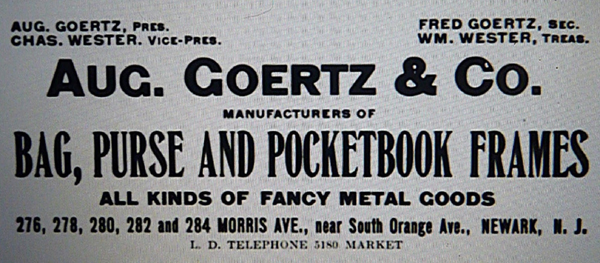 August Goertz & Co Antique Compacts Designs And Patents – The Vintage ...
