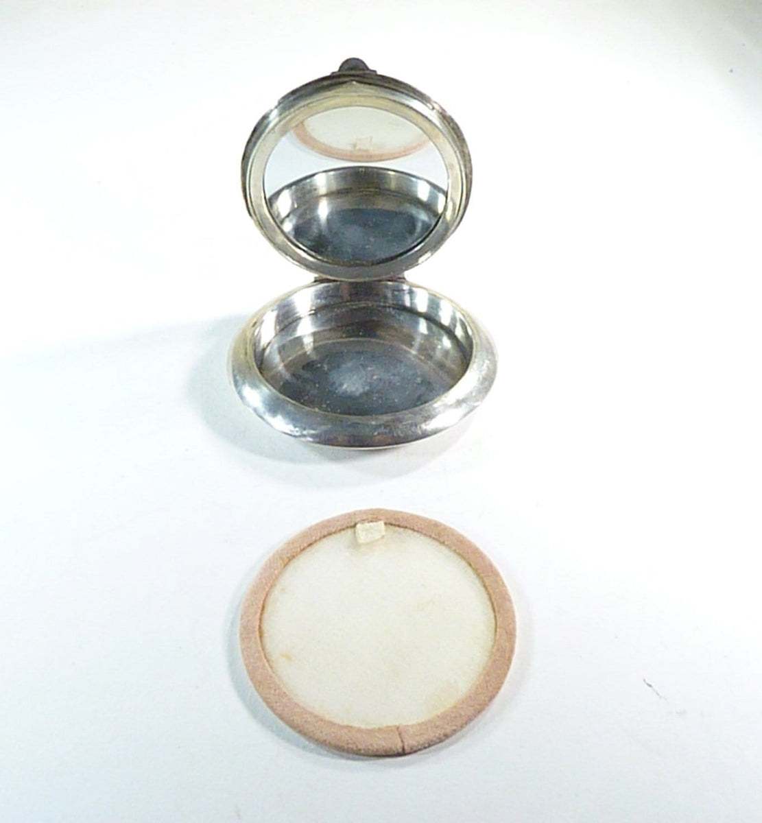 Silver Compact Mirror 1940s Sweet Heart Powder Compact Refillable All ...
